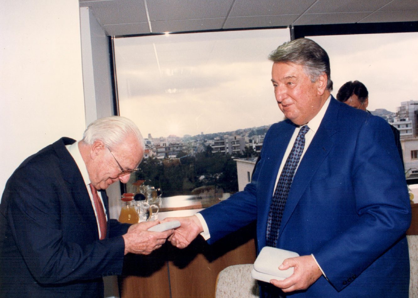 1996 ΕΓΚΑΙΝΙΑ ΝΕΟΥ ΚΤΙΡΙΟΥ ΟΒΙ – Διοικητική Ιστορία ΟΒΙ