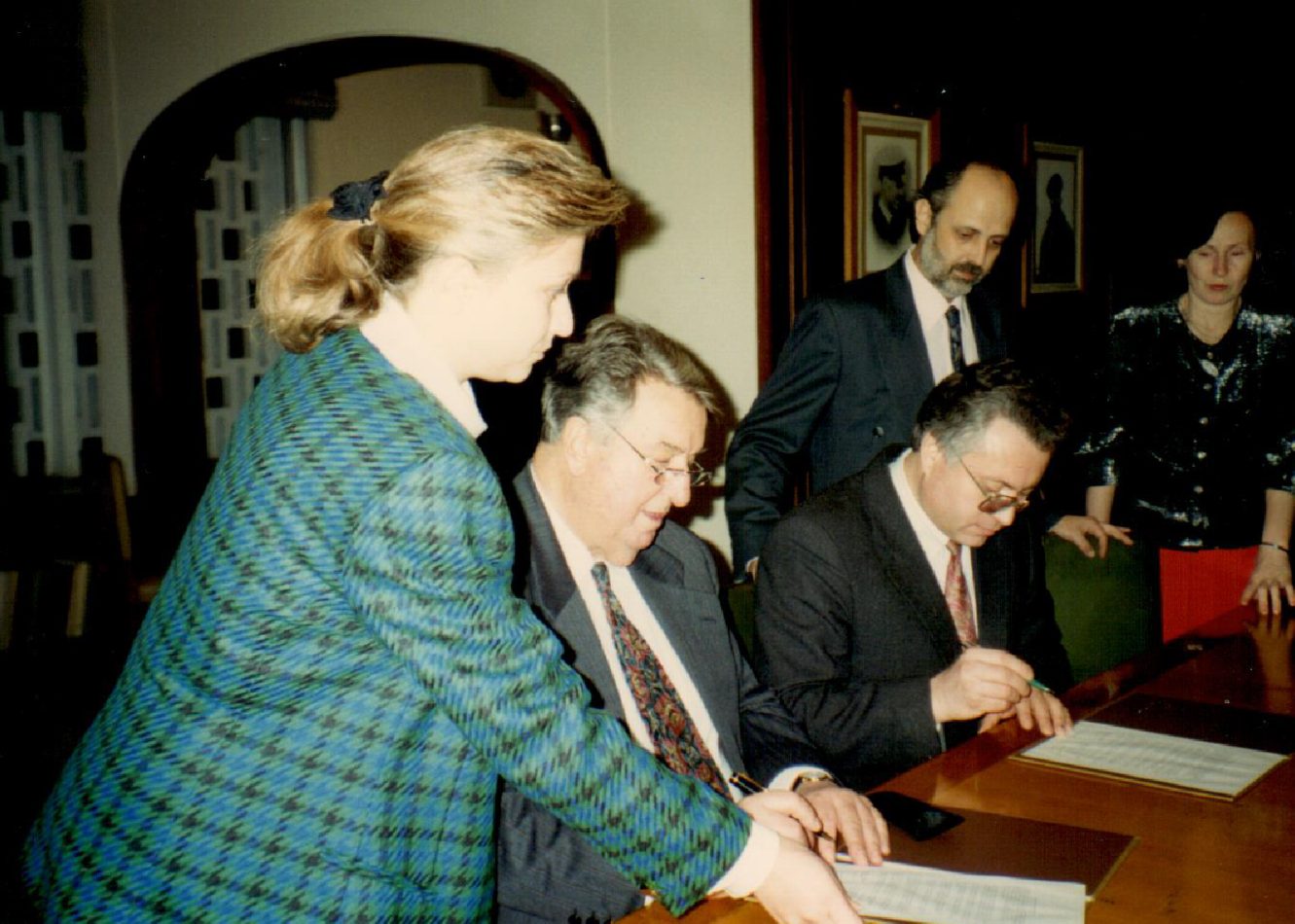 1994 ΔΡΑΣΕΙΣ-ΕΠΙΣΚΕΨΕΙΣ/ΜΟΛΔΑΒΙΚΗ ΑΝΤΙΠΡΟΣΩΠΕΙΑ ΣΕ ΟΒΙ – Διοικητική ...
