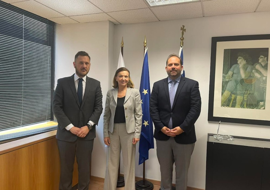 Visit of the Minister of Development and Investments, Eleni Lourí ...